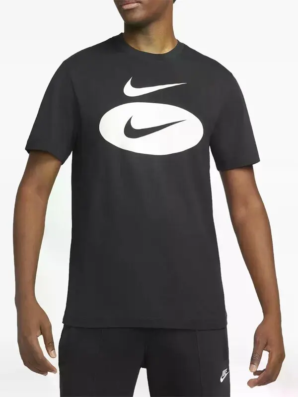 Nike Swoosh T-shirt