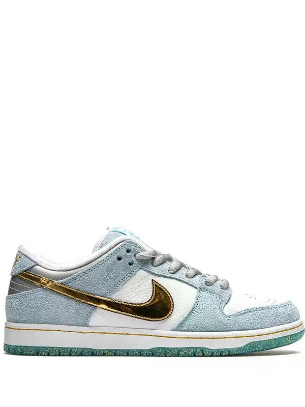 Nike X Sean Cliver Sb Dunk Low Holiday Special Sneakers