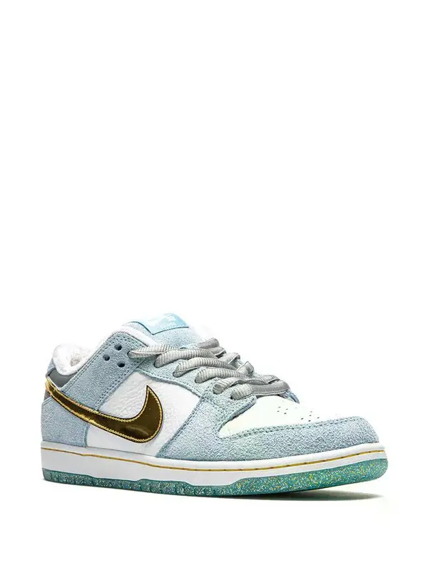 Nike X Sean Cliver Sb Dunk Low Holiday Special Sneakers
