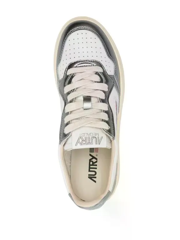 AUTRY Medalist Leather Sneakers - Grey