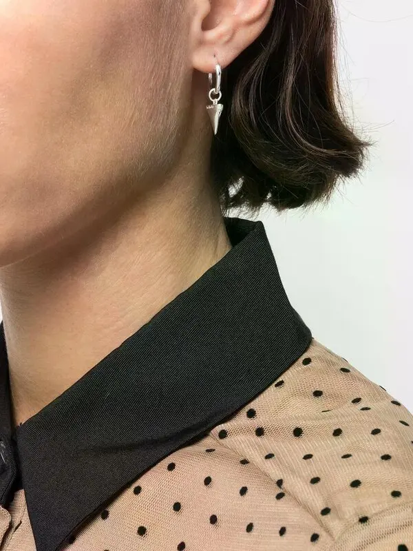 TRUE ROCKS Sterling Shark Tooth Earring - Silver