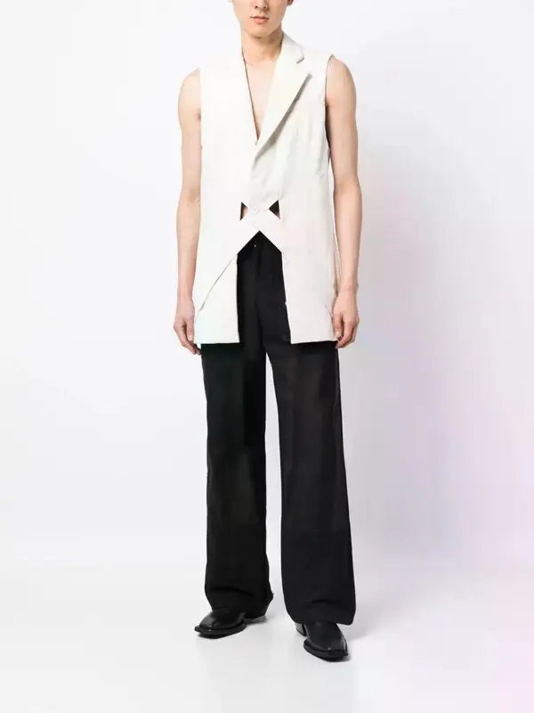 AV VATTEV Cut-out Detailing Sleeveless Gilet