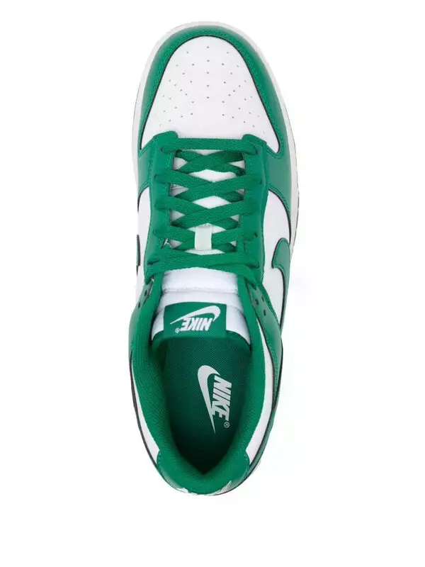 Nike Duck Low Sneakers