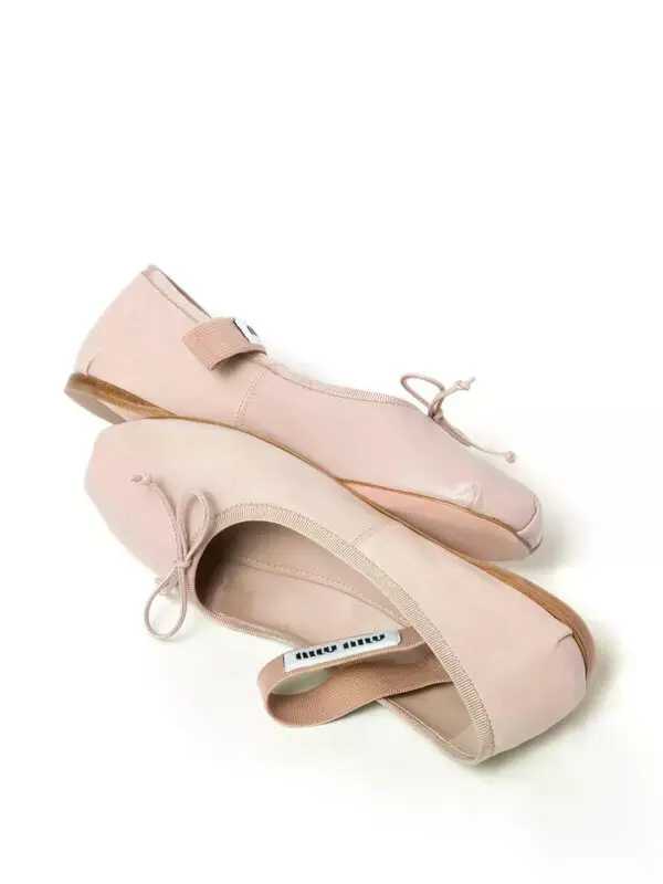 Miu Miu Leather Ballerina Shoes - Pink