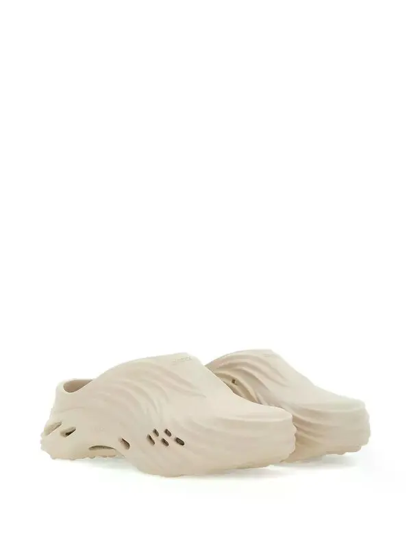 CROCS Echo Wave Sandals