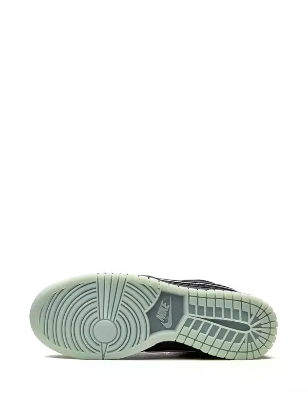 Nike X Lpl League Of Legends Dunk Low Retro Sneakers - Black