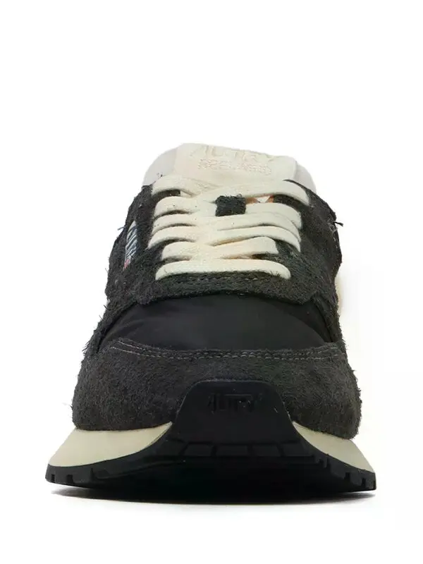 AUTRY Low-top Sneakers - Black