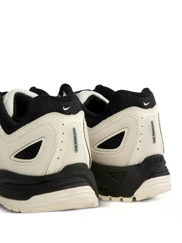 Nike Pegasus 2005 Sneakers - Neutrals