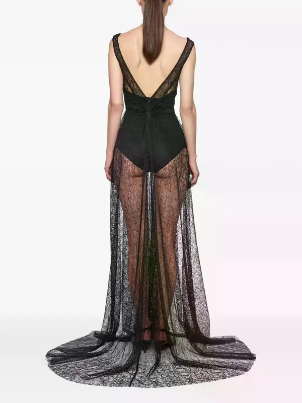 ATU BODY COUTURE Embroidered Lace Maxi Gown