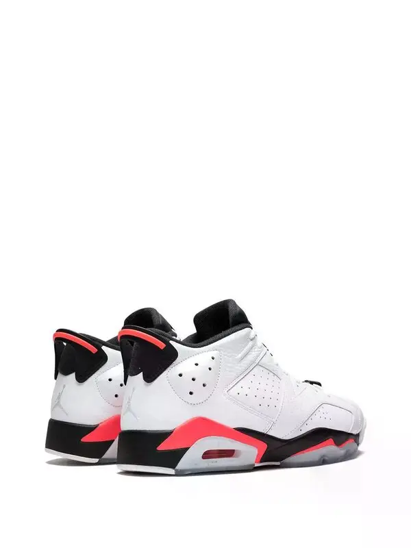 JORDAN 6 Retro Low Sneakers - White