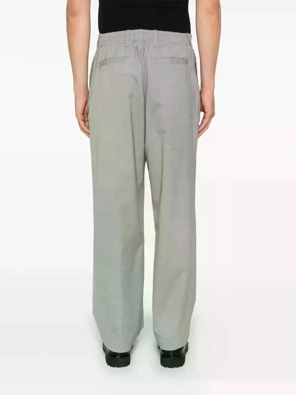 MYTHS Straight-leg Trousers