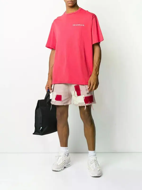 THROWBACK. Oversized Logo T-shirt