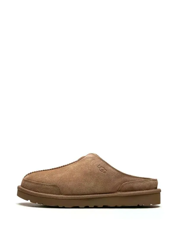 UGG Marcman Slippers - Brown
