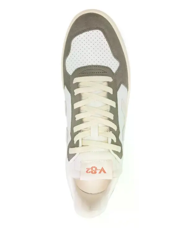 VEJA V-82 Sneakers