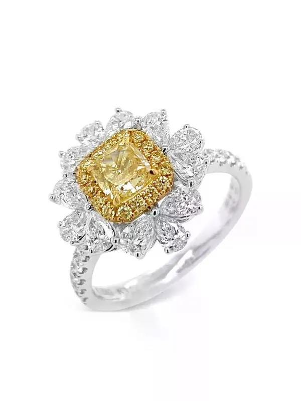 HYT JEWELRY 18kt White Gold Diamond Ring - Silver