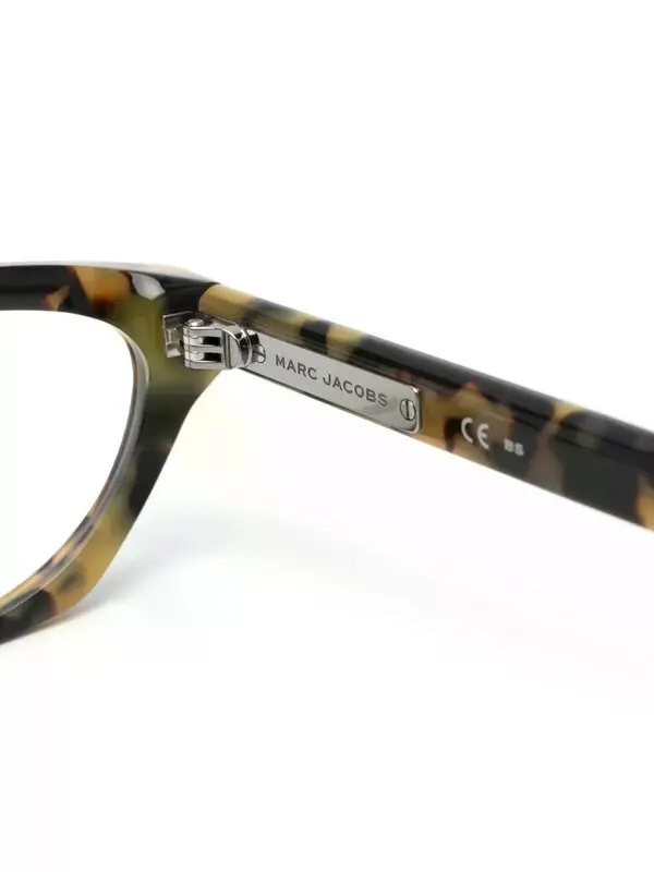 Marc Jacobs Cat-eye Frame Glasses