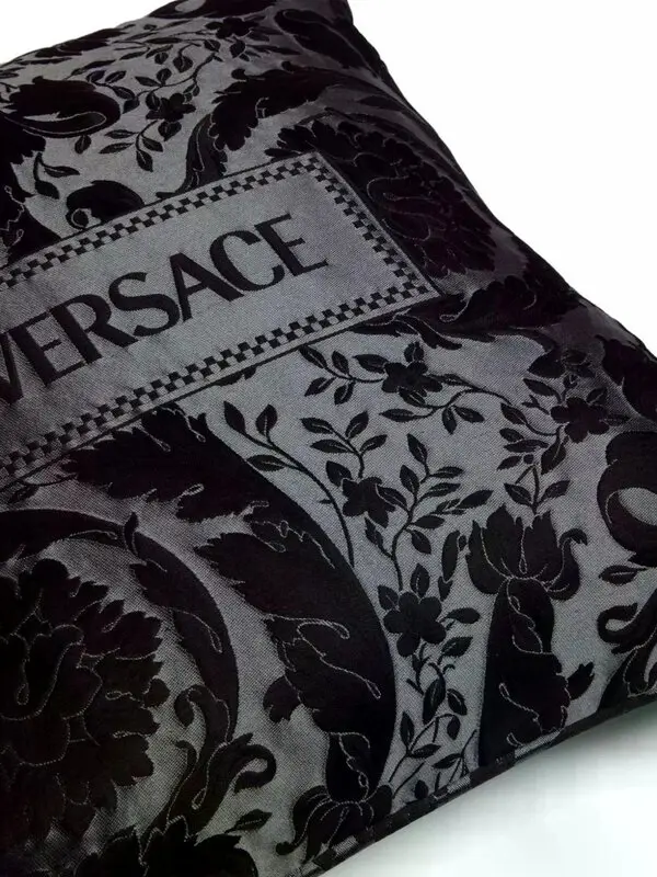 Versace Barocco Silk-linen Cushion - Black