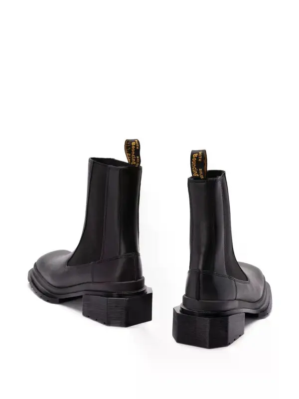 Dr. Martens Maybole Chelsea Boots - Black