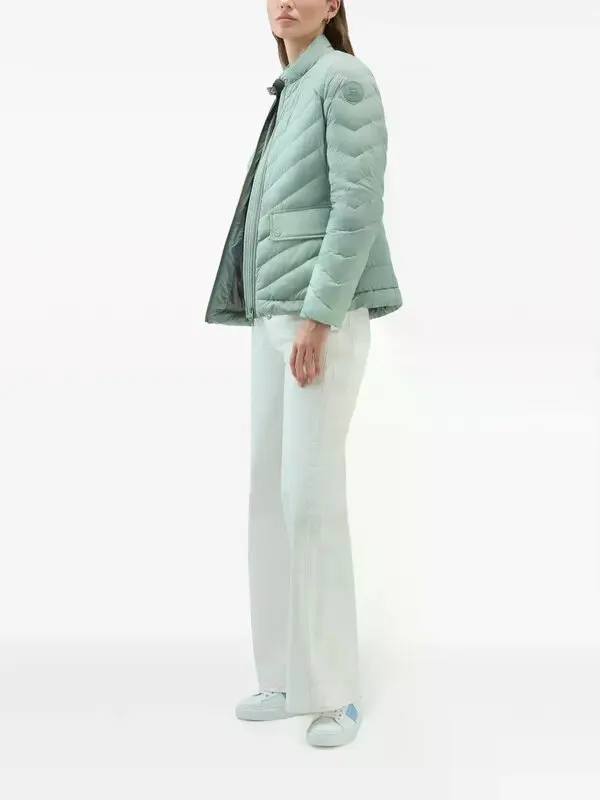 Woolrich Logo-appliqué Chevron-quilted Puffer Jacket