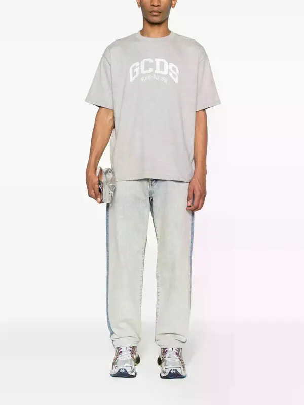 Gcds Logo-patch Cotton T-shirt