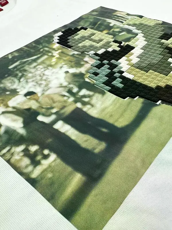 MOSTLY HEARD RARELY SEEN 8-BIT It T-shirt - White