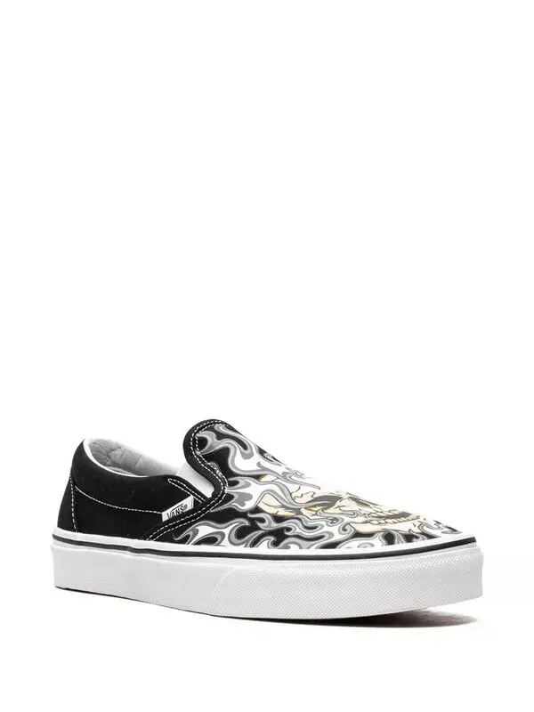 VANS Classic Slip-on Flame Skull Sneakers