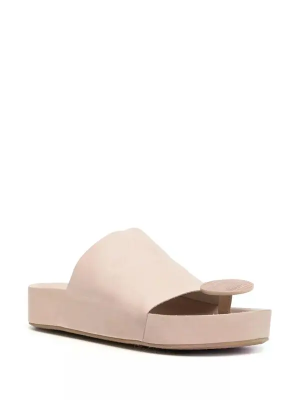 UMA WANG Round-toe Leather Flat Sandals - Neutrals