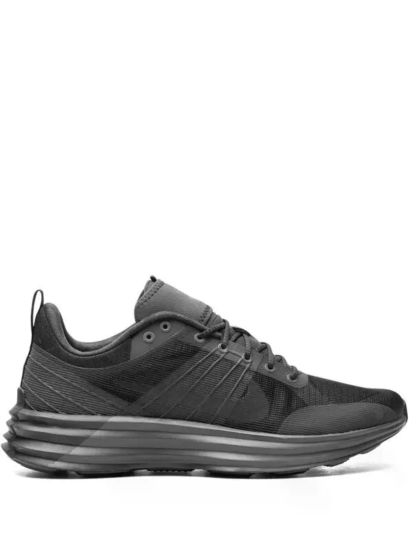 Nike Lunar Roam Sneakers