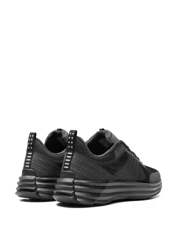 Nike Lunar Roam Sneakers