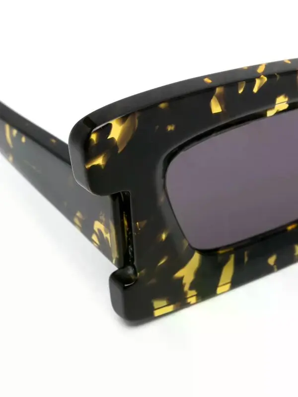 KUBORAUM R2 Rectangle-frame Sunglasses - Black