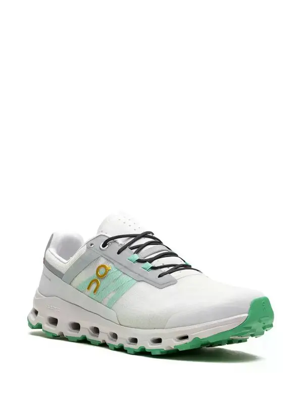 On Cloudvista Low-top Sneakers - White