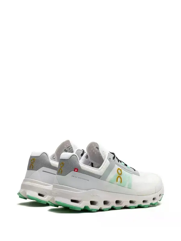 On Cloudvista Low-top Sneakers - White