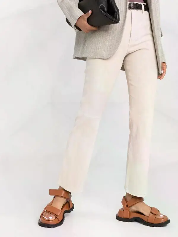 Closed High-waisted Cropped Jeans