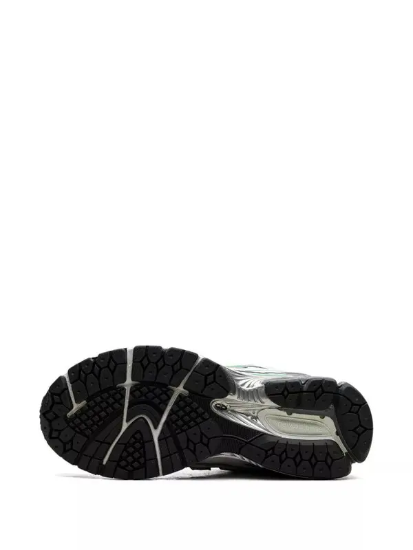 NEW BALANCE 1906r Sneakers