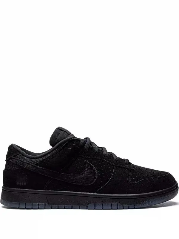 Nike X Undefeated Dunk Low Sp Sneakers