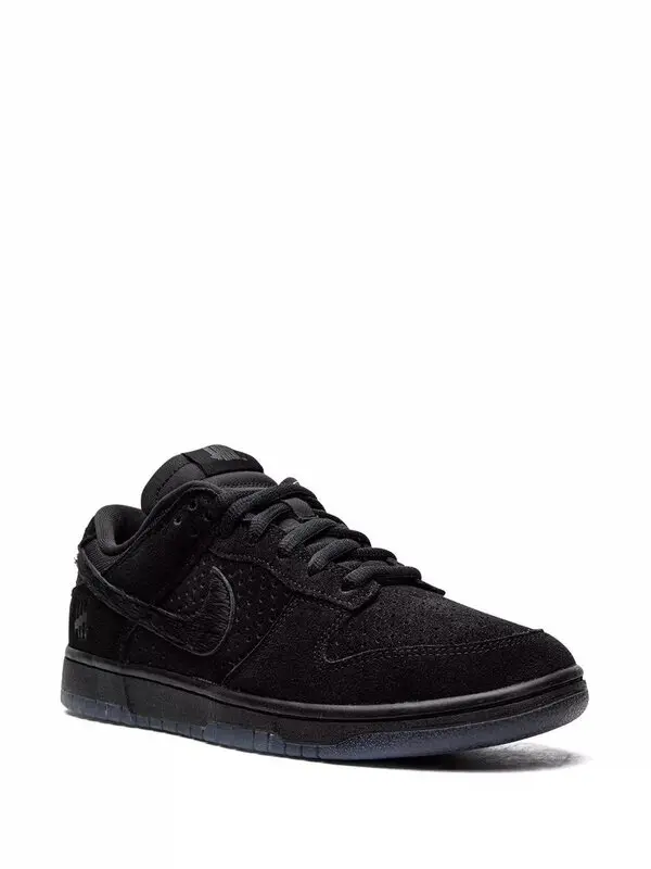 Nike X Undefeated Dunk Low Sp Sneakers