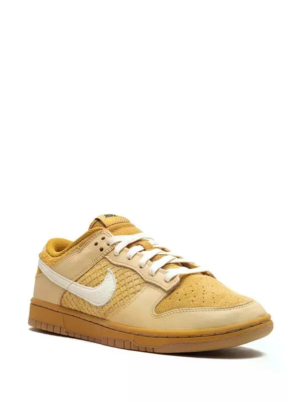 Nike Dunk Low Waffle Sneakers