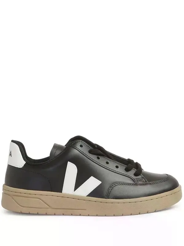 VEJA V-12 Low-top Sneakers - Black