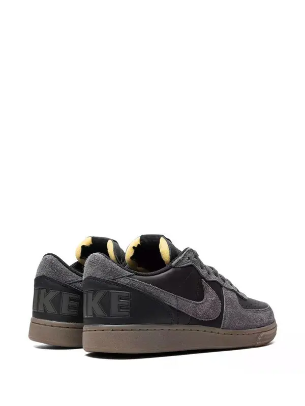 Nike Terminator Low Top Sneakers