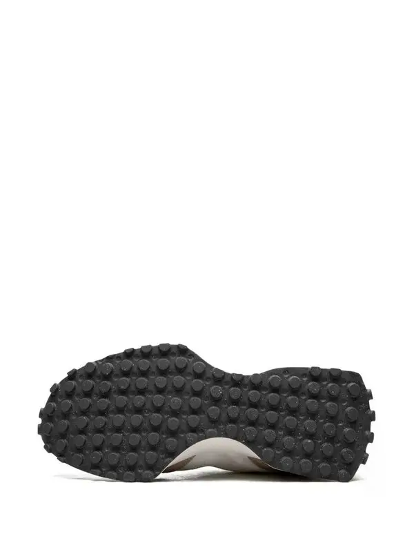 NEW BALANCE 327 Sneakers