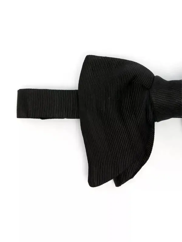 TOM FORD Textured Silk Bow Tie