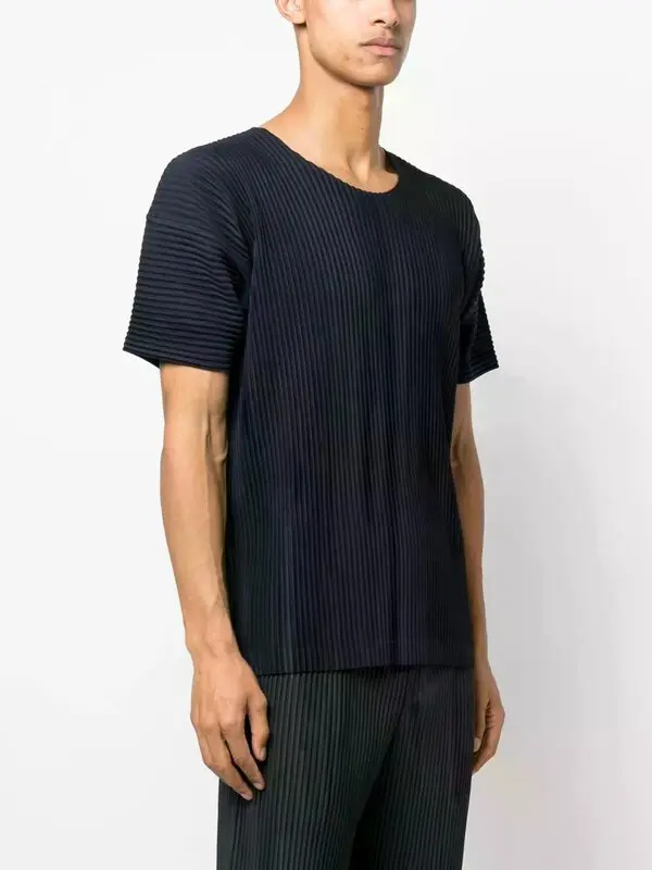 Issey Miyake Ribbed-effect T-shirt - Blue