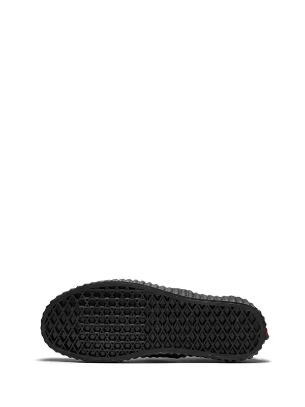 VANS X Marvel Slip-on Widow Sneakers