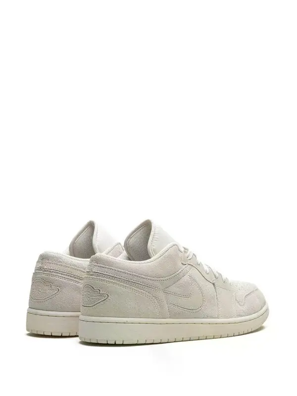 JORDAN Air 1 Sneakers