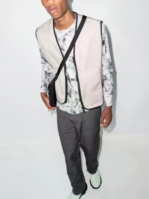 GR10K Zip-fastening Sleeveless Jacket