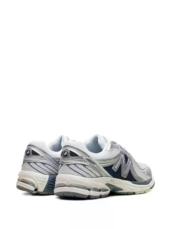 NEW BALANCE 860 V2 Sneakers - White