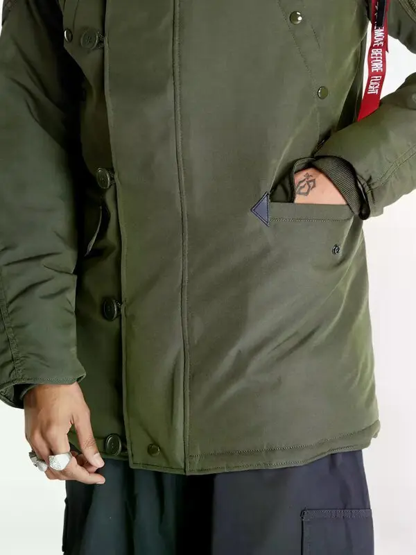 Alpha Industries Zip-up Bomber Jacket
