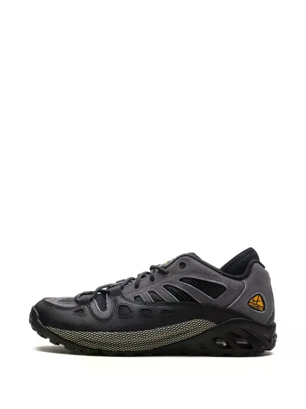 Nike Air Exploraid Sneakers - Grey