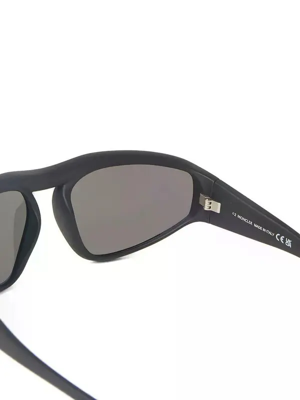 Moncler Cat-eye Frame Sunglasses