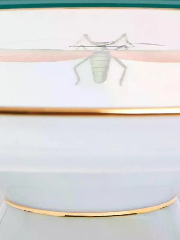 La DoubleJ Libellula Cake Stand